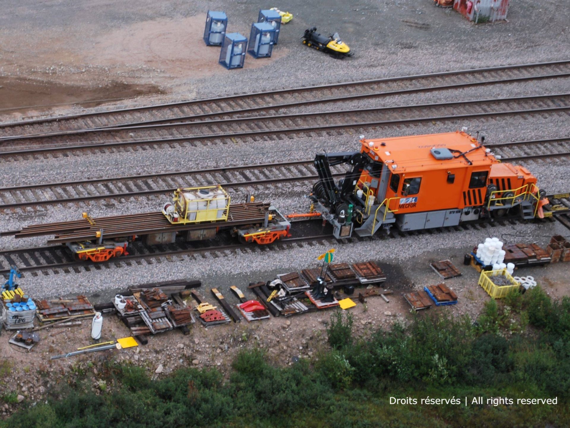 Custom Heavy Handling & Packaging Systems : EPIQ Machinerie | Machinery